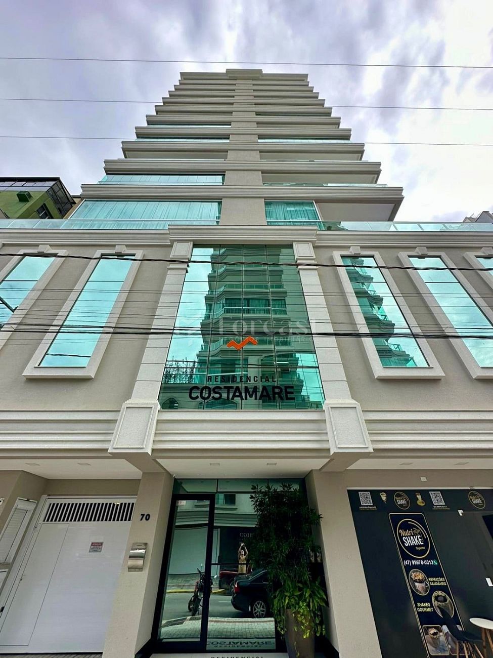 Apartamento no Edifício Costamare à Venda em Itapema - COSTAMARE