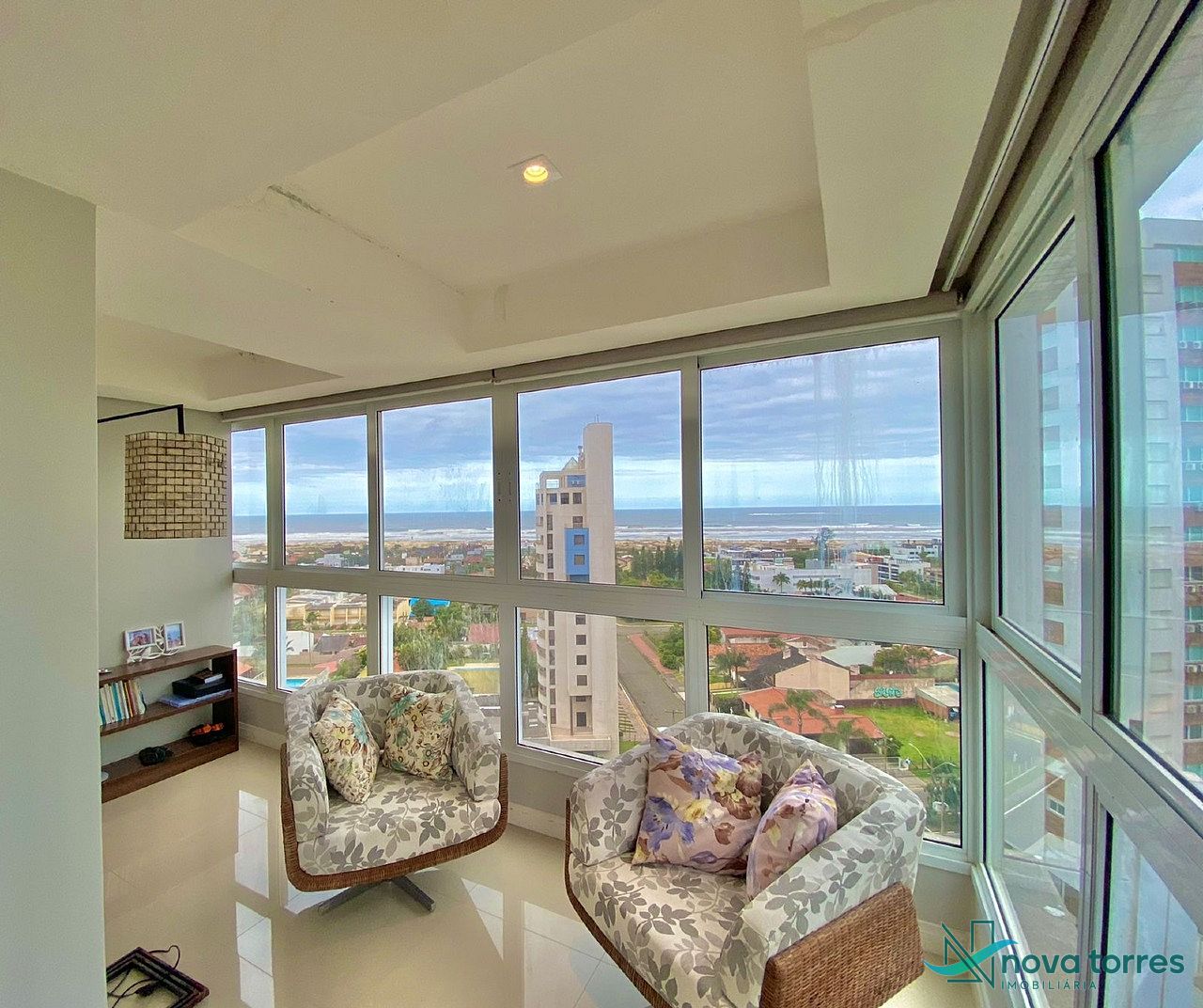 Cobertura no Edifício Firenze em Torres - triplex à venda